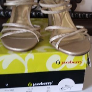 Jazzberry | Shoes | Gold Strappy Sandals | Poshmark